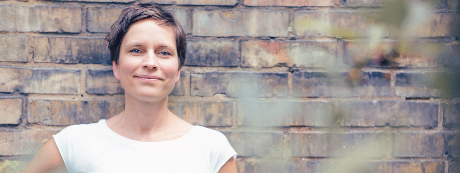 Über Mich Sandy Wiegand - YOGA – Klang und Therapie